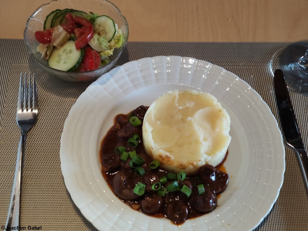 Beef kidneys in port wine – Rindernieren in Portwein – Food and Travel